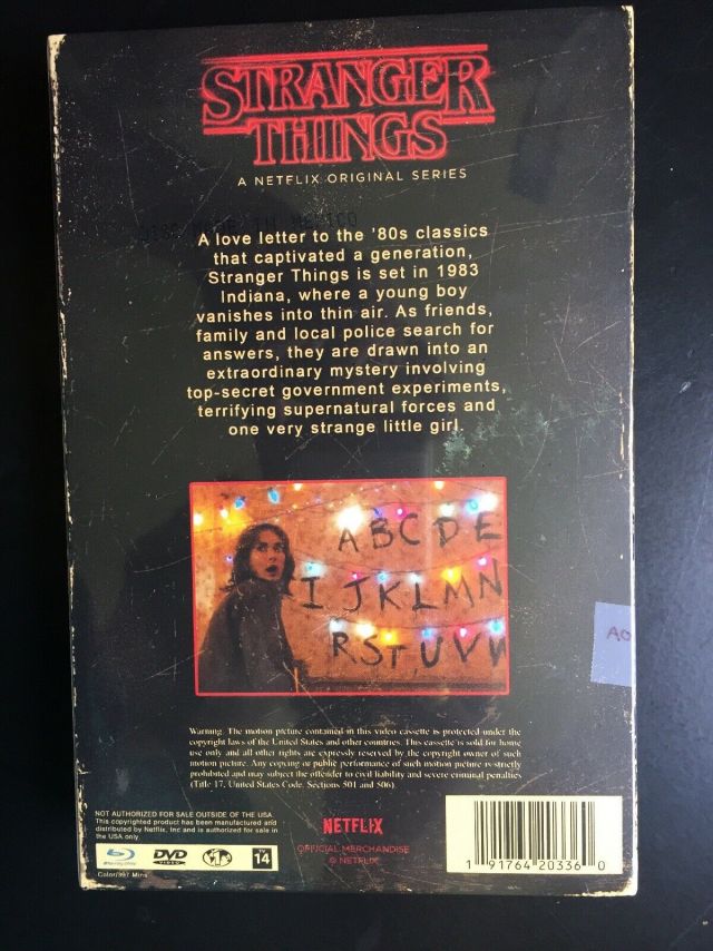 stranger things season 1 exclusive 4 disc blu-ray dvd